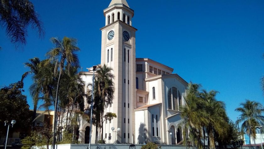 Concurso Prefeitura de Itapira - SP: Vagas para todos os níveis!